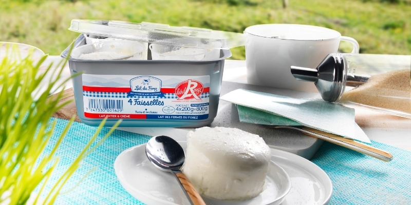 Faisselle : origine, fabrication et dégustation - Laiterie du Forez